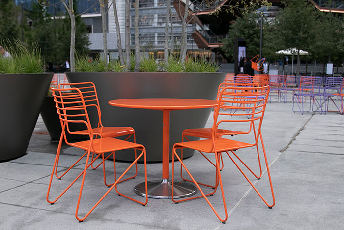 AECinfo.com News: Kontur Collection from Maglin Site Furniture