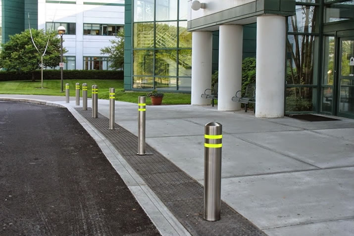 Bollards > Removable from Reliance Foundry Co. Ltd. on AECinfo.com